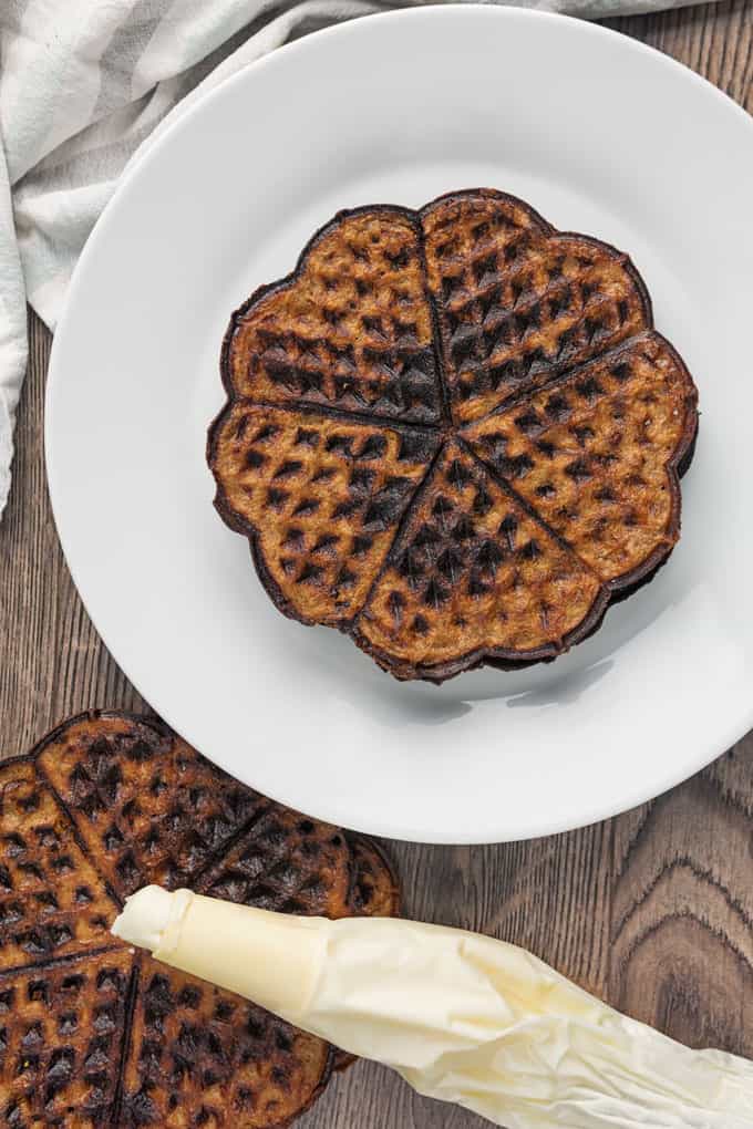 Oreo Chaffle Recipe | All Of the Oreo Flavor Without The Carbs!