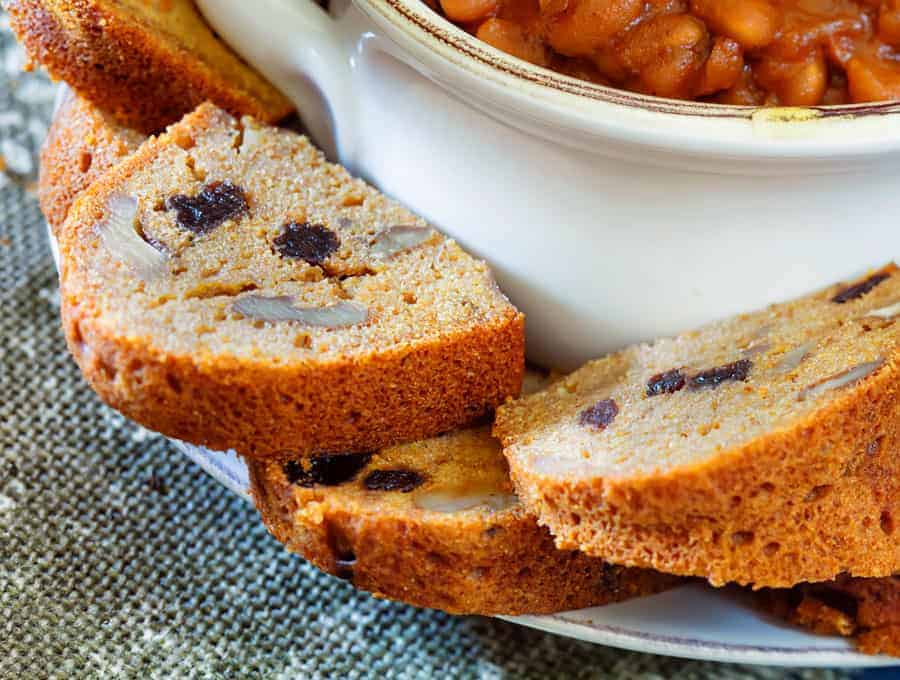 Boston Brown Bread Recipe | Quick And Easy Recipe! - TwoSleevers