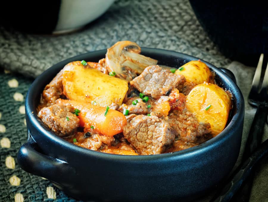 Easy Beef Daube Recipe + Video | A Quick and Delicious French Beef Stew ...