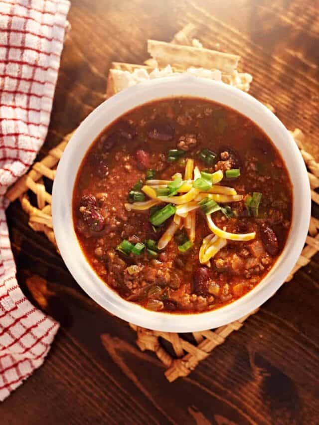 KETO CHILI | INSTANT POT CHILI IN UNDER 30 MINUTES - TwoSleevers