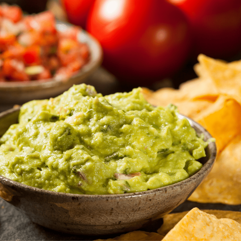 Chipotle Guacamole | Copycat Chipotle Guacamole Recipe