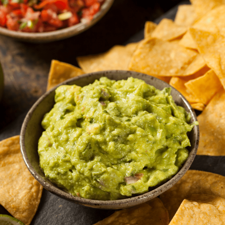 Chipotle Guacamole | Copycat Chipotle Guacamole Recipe
