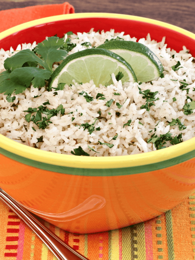 Copycat Chipotle Lime Rice Recipe - TwoSleevers