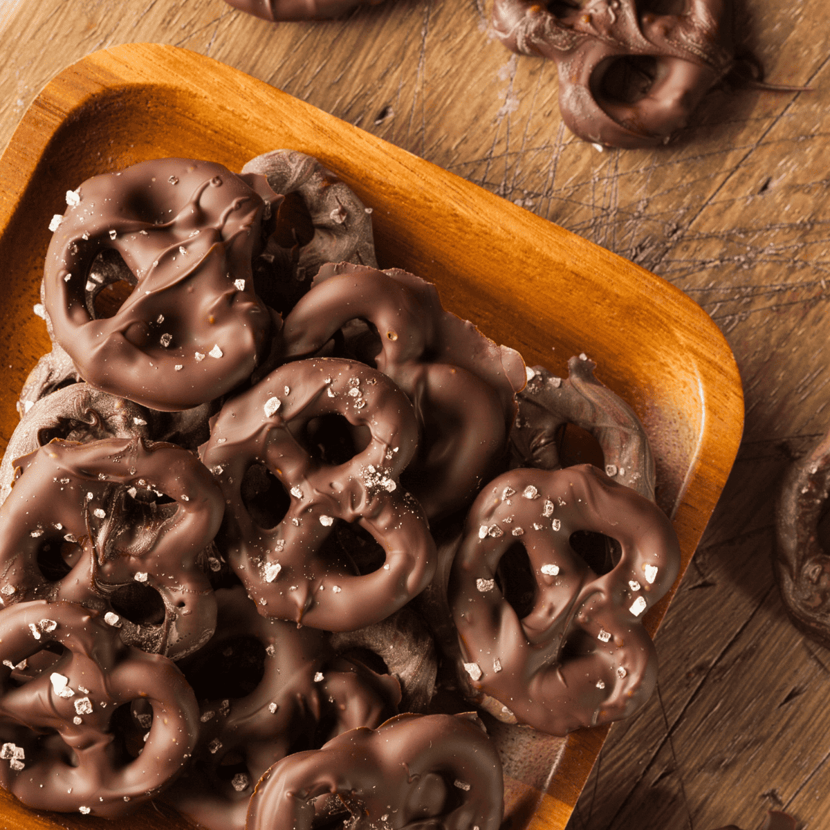 Chocolate Covered Pretzels | Chocolate Dipped Pretzels Recipe