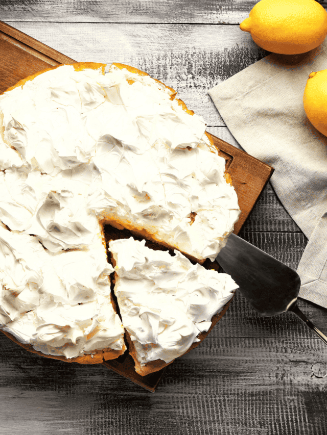 Lemonade Pie Recipe | No Bake Lemonade Pie - TwoSleevers