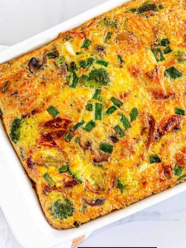 Best Breakfast Casserole Recipe | Easy Cheesy Breakfast Bake - TwoSleevers
